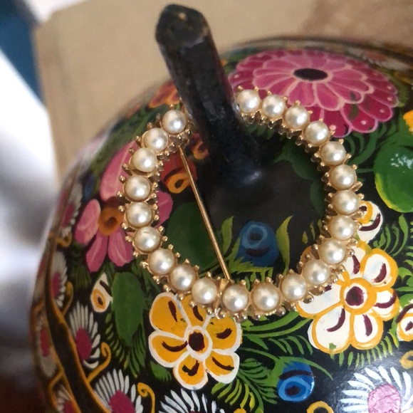 Vintage | Jewelry | Vintage Pearl Circle Pin | Poshmark